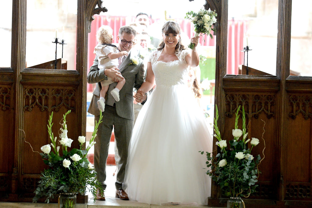 Emily & Oliver | July 2022 | Flowers on Main Street Wedding Flowers Notts