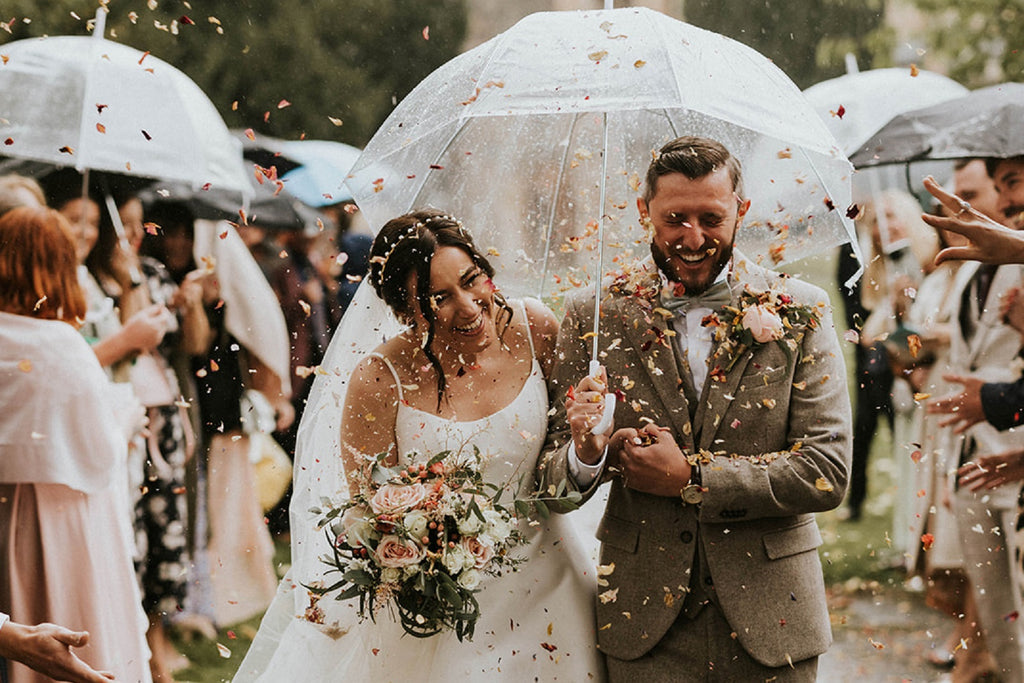 Imogen & Russell | September 2022 | Flowers on Main Street ...